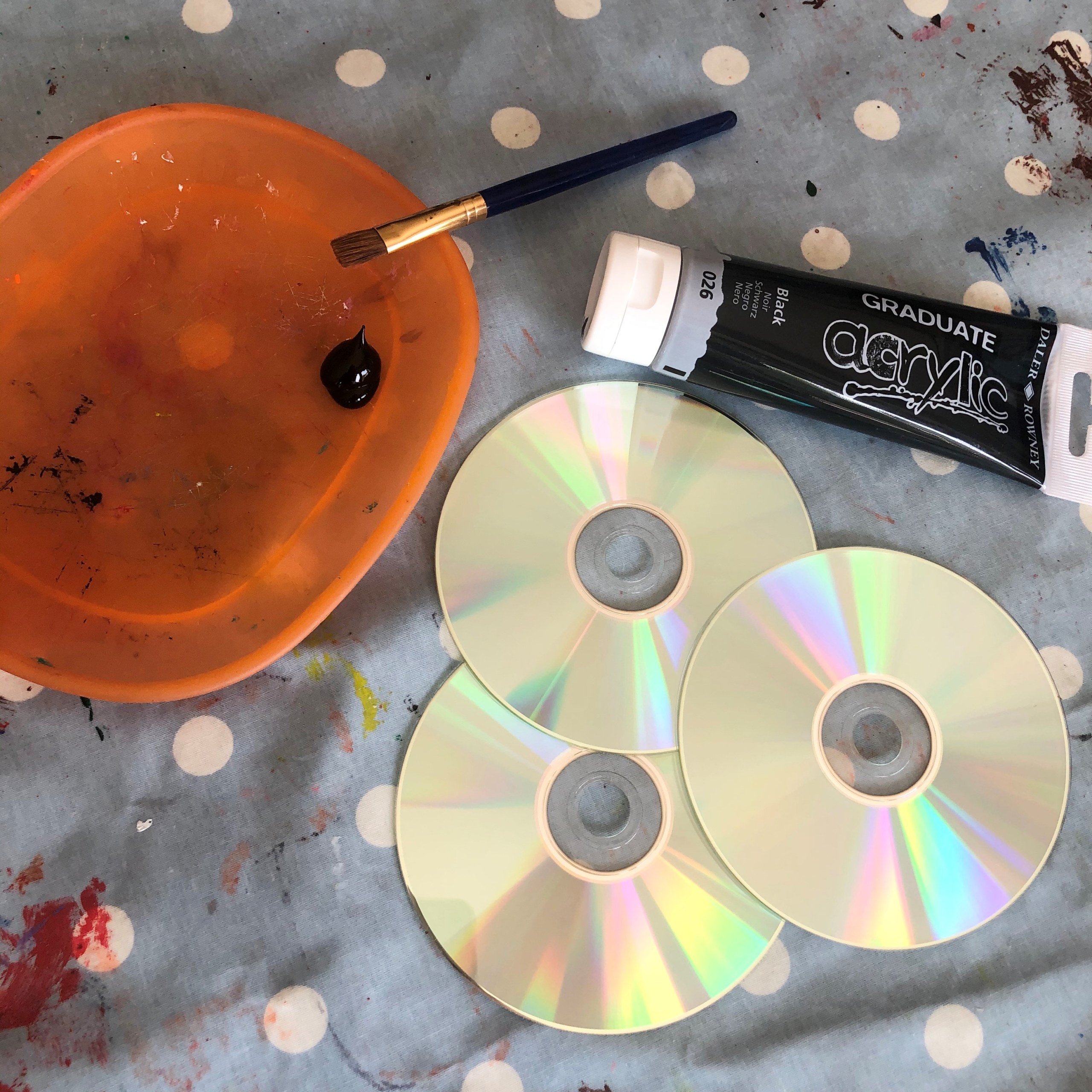 Turn old CDs into a work of art! - Mary Frances Trust